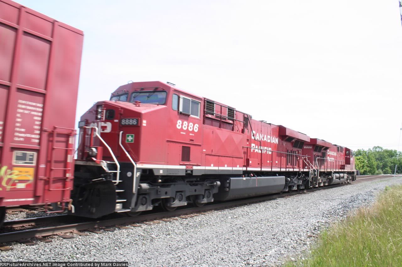 CP 8886
